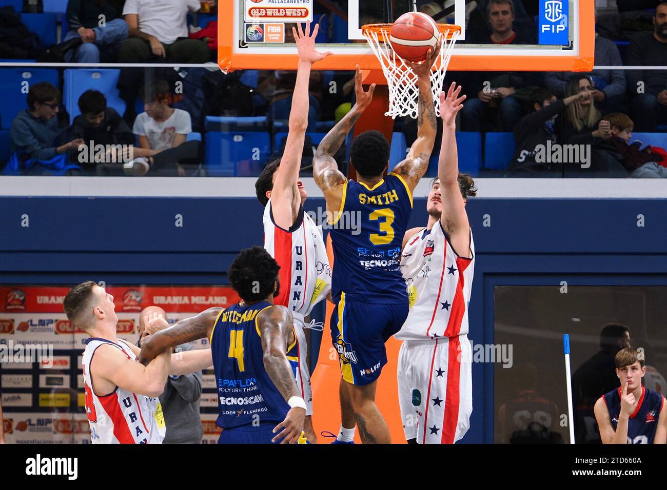 Deonta Smith Ikeon (Elachem Vigevano 1955) während des Wegreenit Urania ...