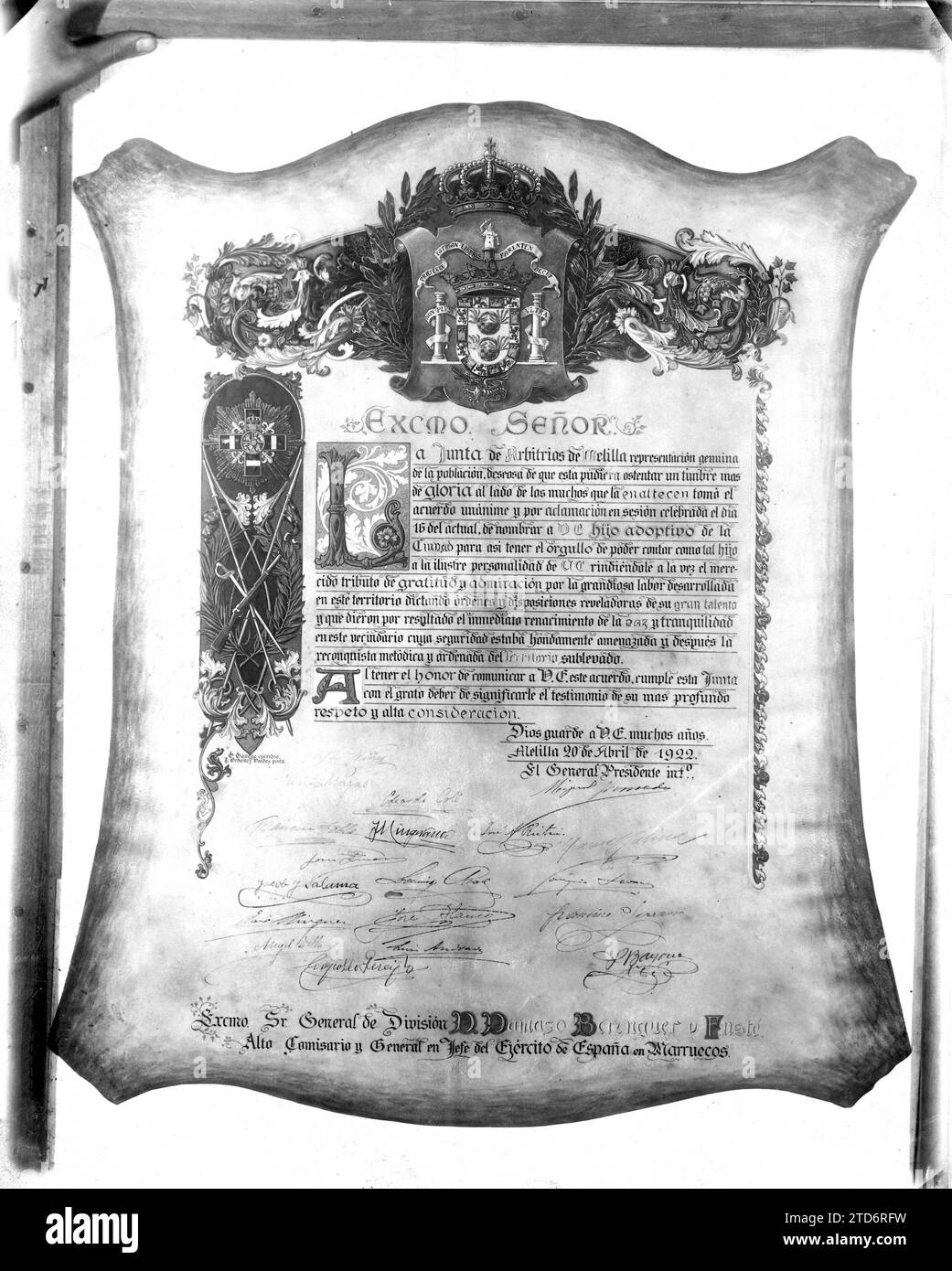 10/31/1923. Melilla. Tribut an General Berenguer. Künstlerisches Pergament, das General ...