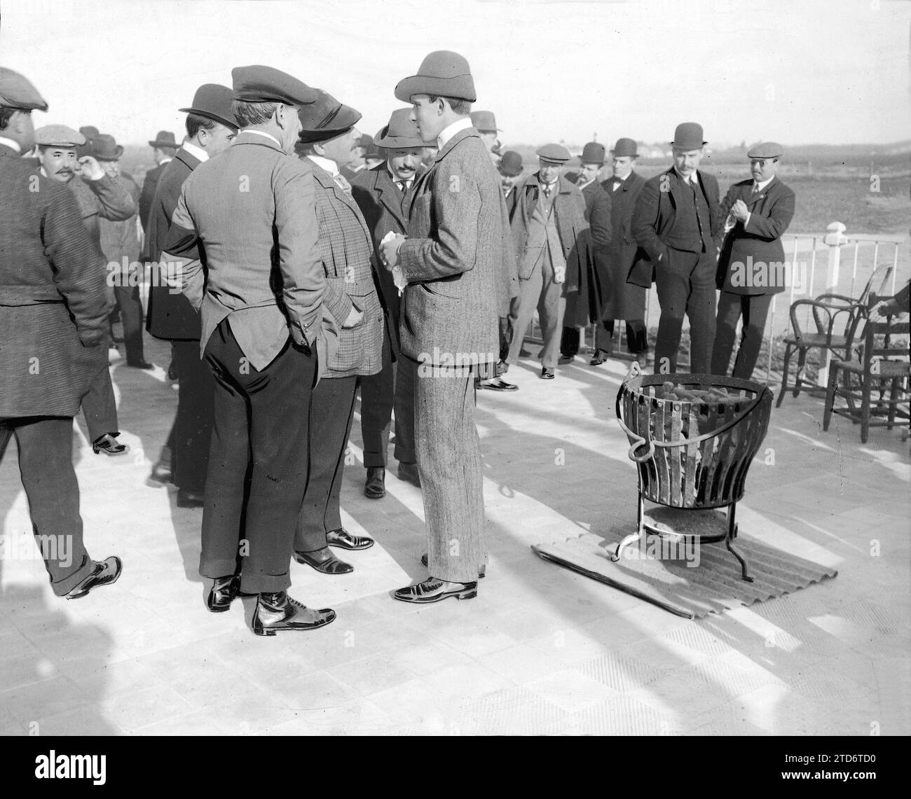 01/31/1908. Die Könige in Andalusien. Alfonso XIII. Bei der Erschießung ...