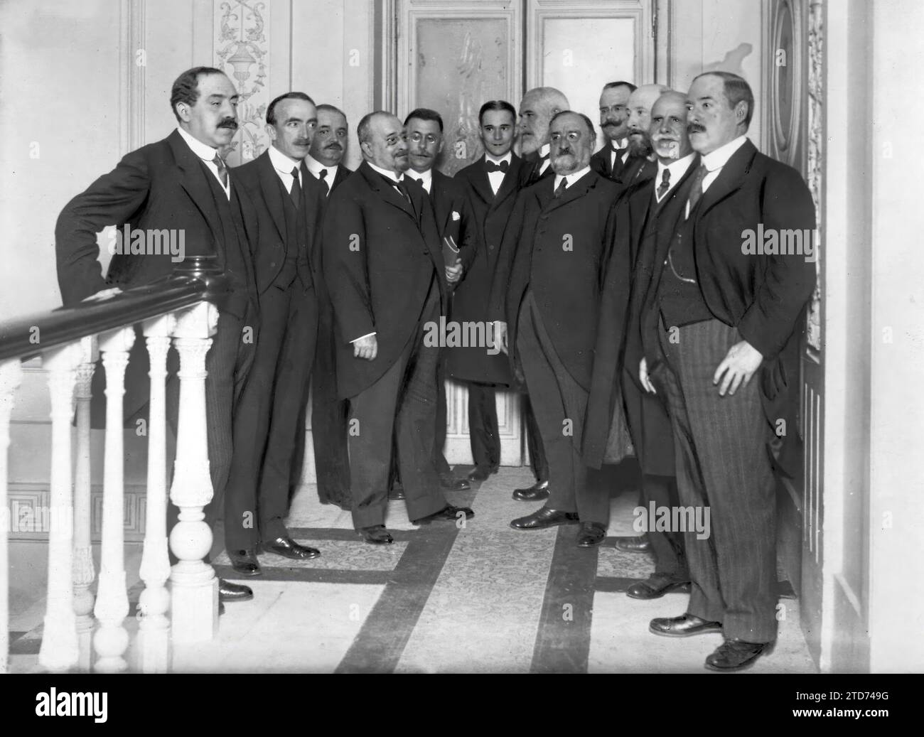 Diplomatisches zentrum Schwarzweiß-Stockfotos und -bilder - Alamy