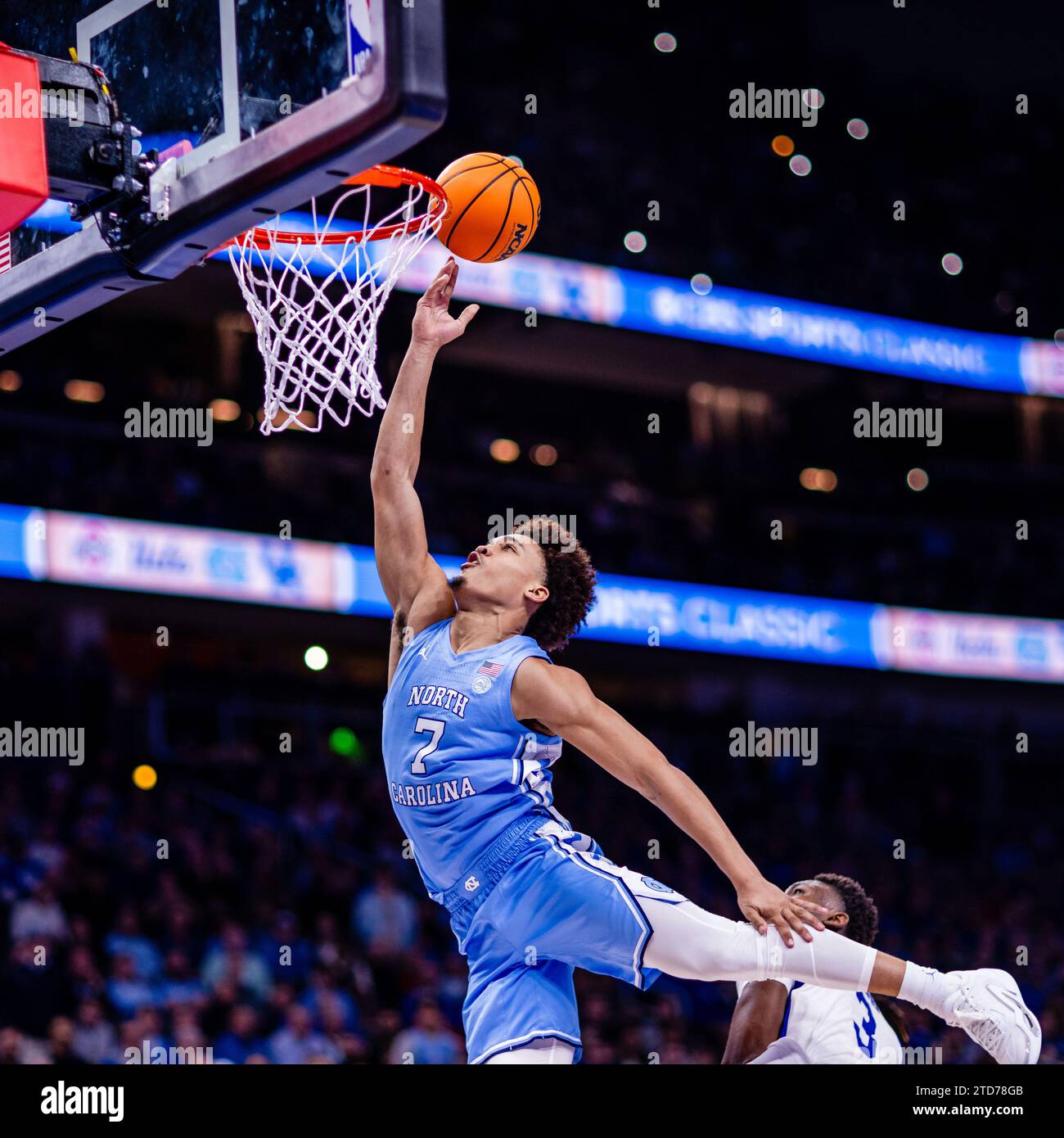 16. Dezember 2023: North Carolina Tar Heels schützen Seth Trimble (7 ...