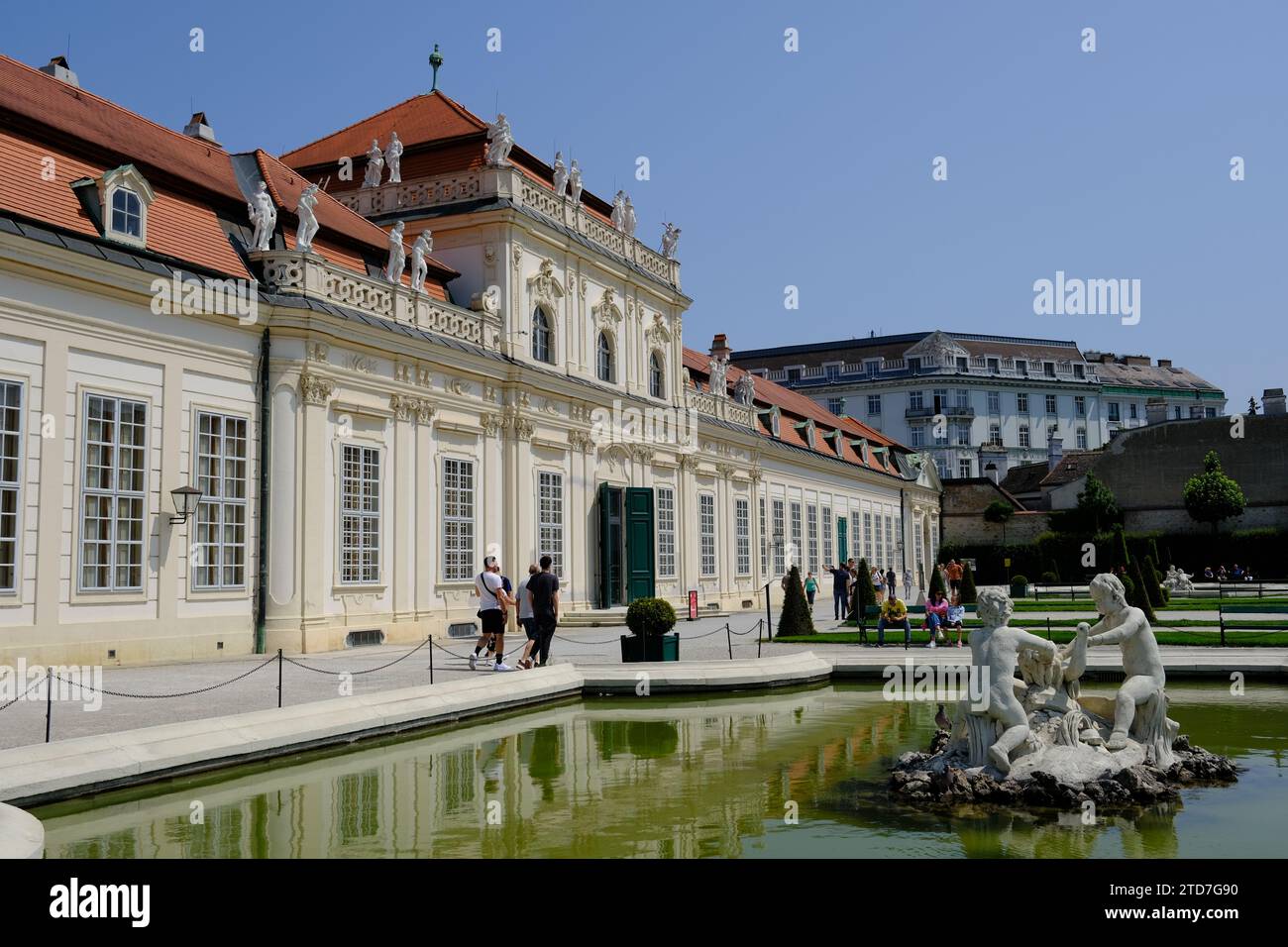 Barocke untere fassade -Fotos und -Bildmaterial in hoher Auflösung – Alamy