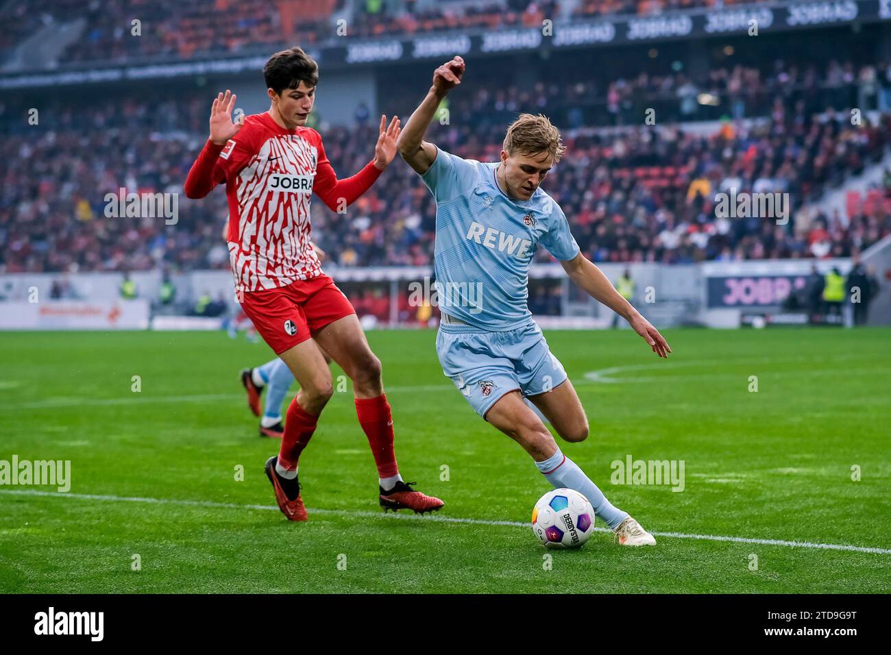 Freiburg, Deutschland. Dezember 2023. Merlin Roehl (SC Freiburg, #34 ...