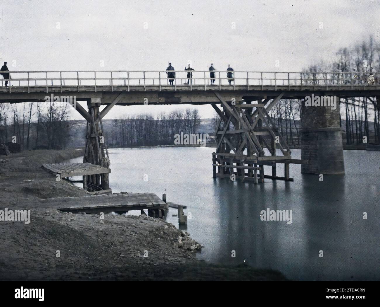 Mont-Saint-Père, Aisne, Frankreich französische Soldaten auf einer ...