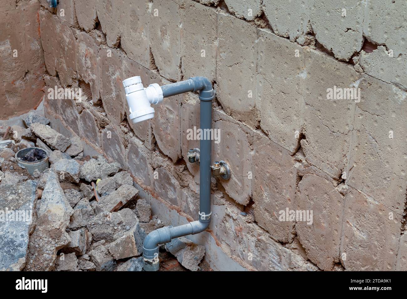 Ideen zur badezimmerrenovierung -Fotos und -Bildmaterial in hoher ...