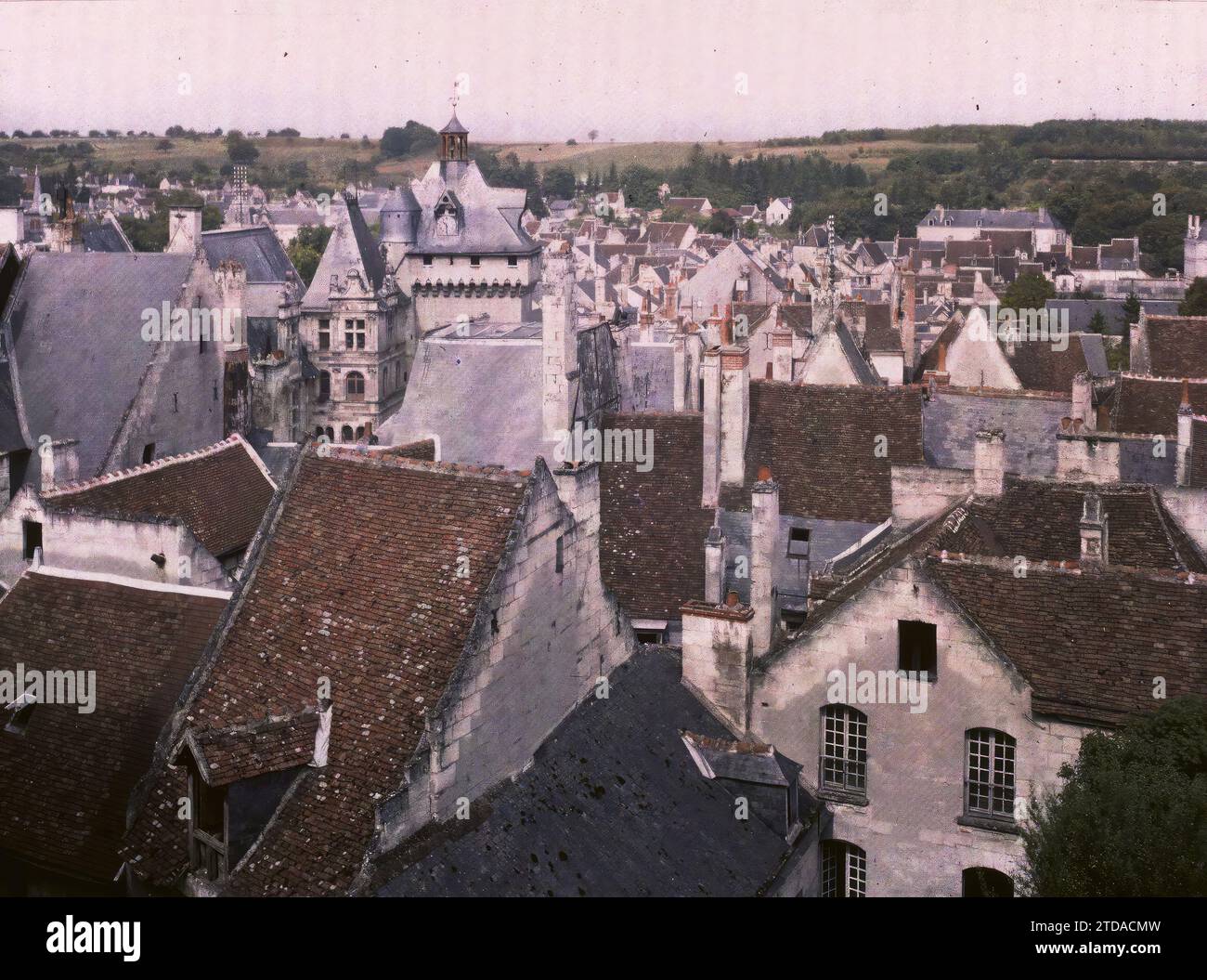 Loches, Frankreich Panorama auf den Dächern der Stadt, Wohnraum, Architektur, Kunst, Rathaus ...