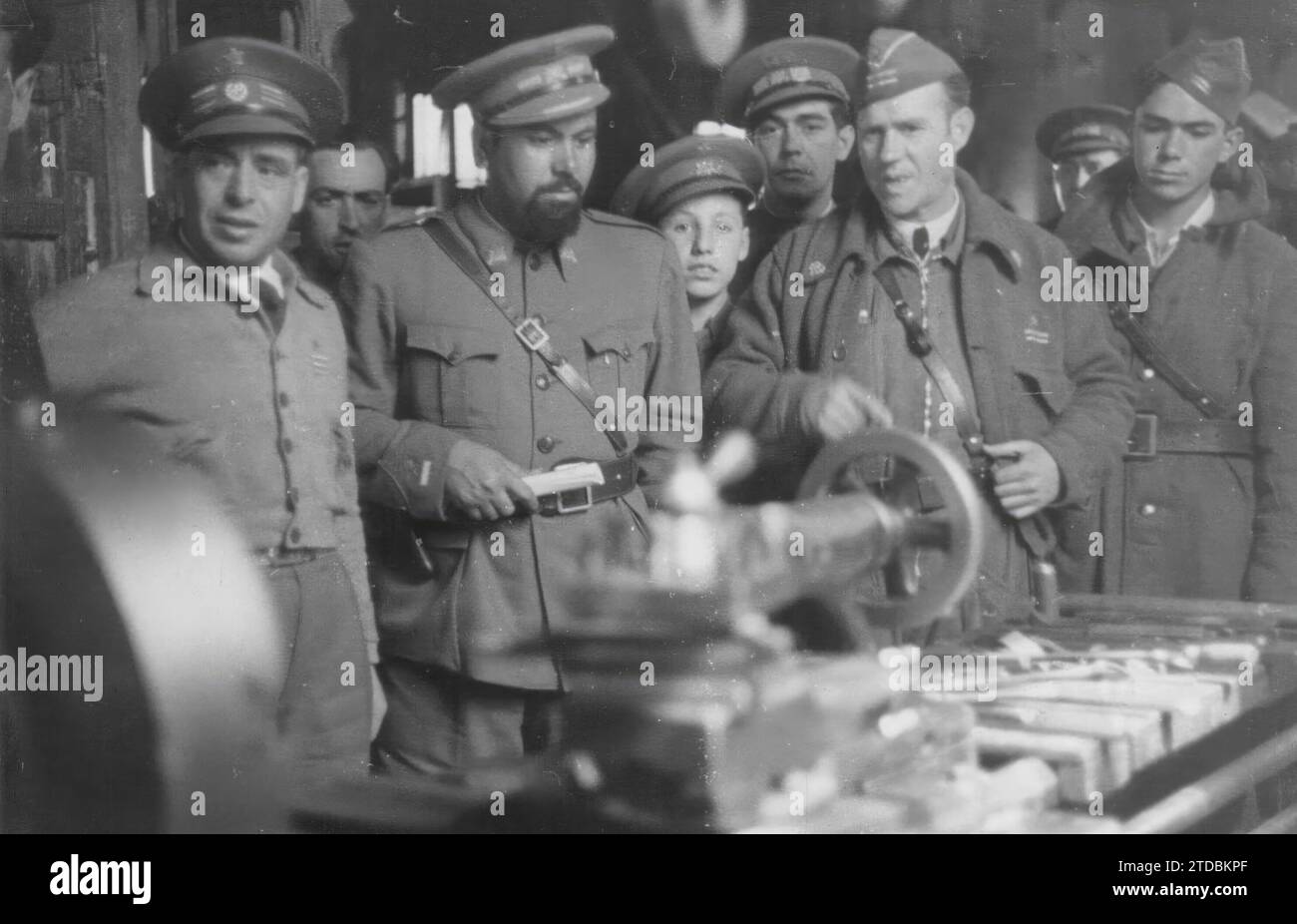 04/27/1937. „Der Bauer“ während des Besuchs der ...