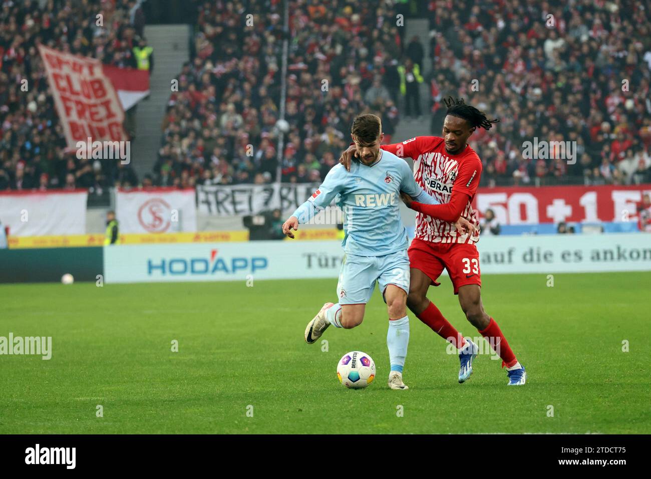 Freiburg, Deutschland 17. Dezember 2023: 1. BL - 2023/2024 - SC Freiburg vs. 1. FC Köln im Bild ...
