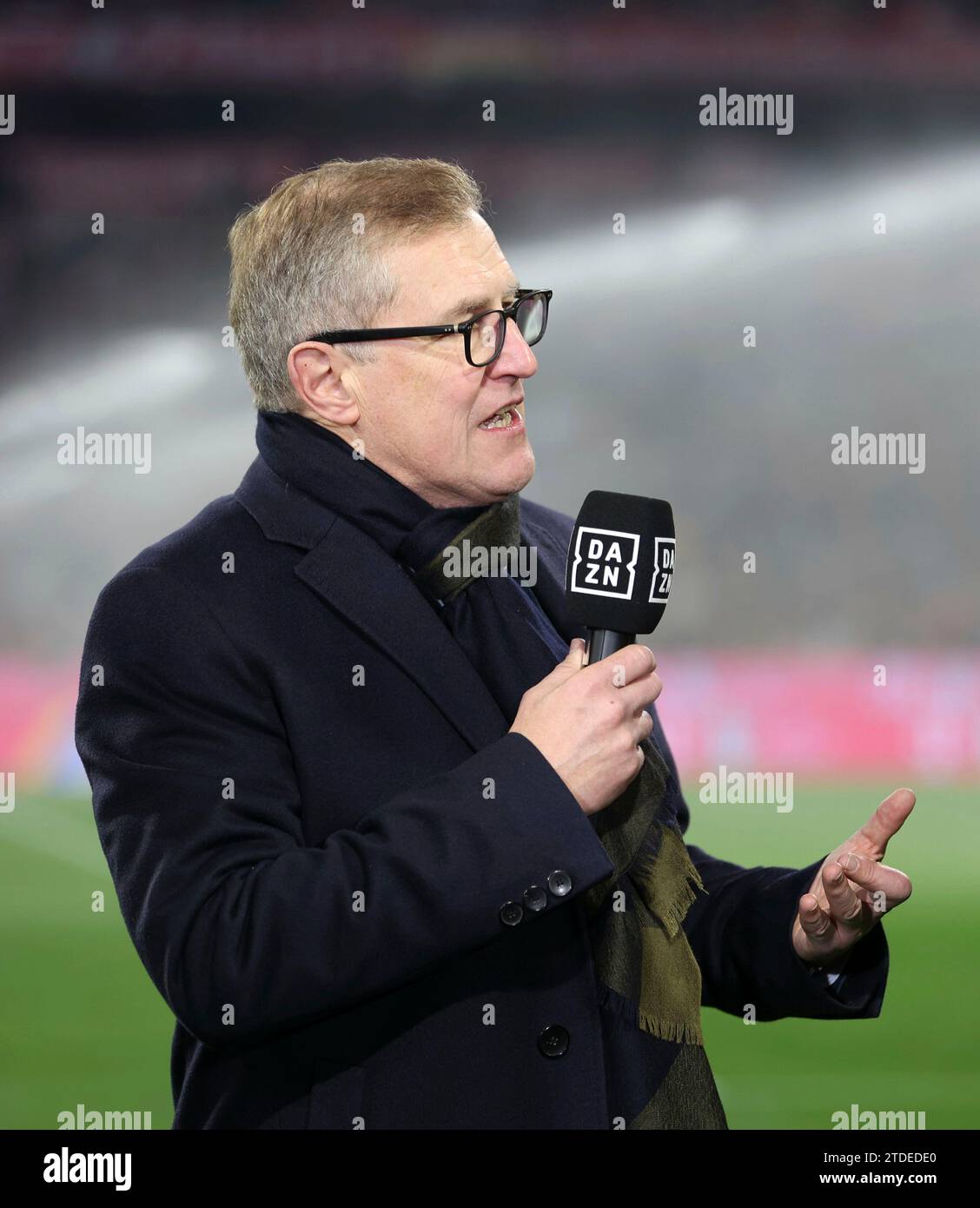 Hier beim interview dazn -Fotos und -Bildmaterial in hoher Auflösung ...