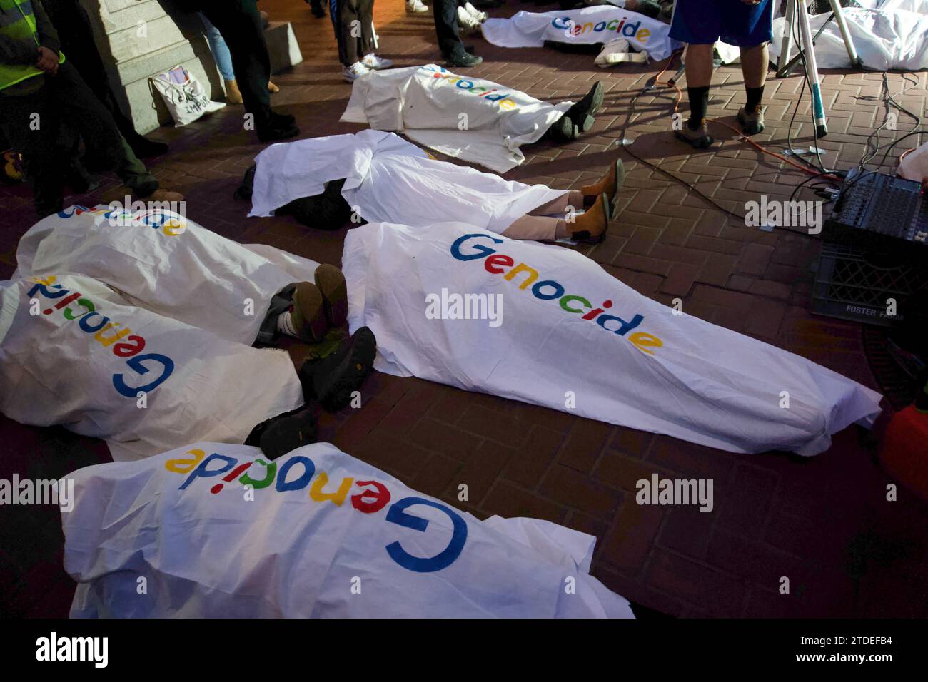 Schließen Sie Google: No Tech for Genocide, Protest Project Nimbus ...