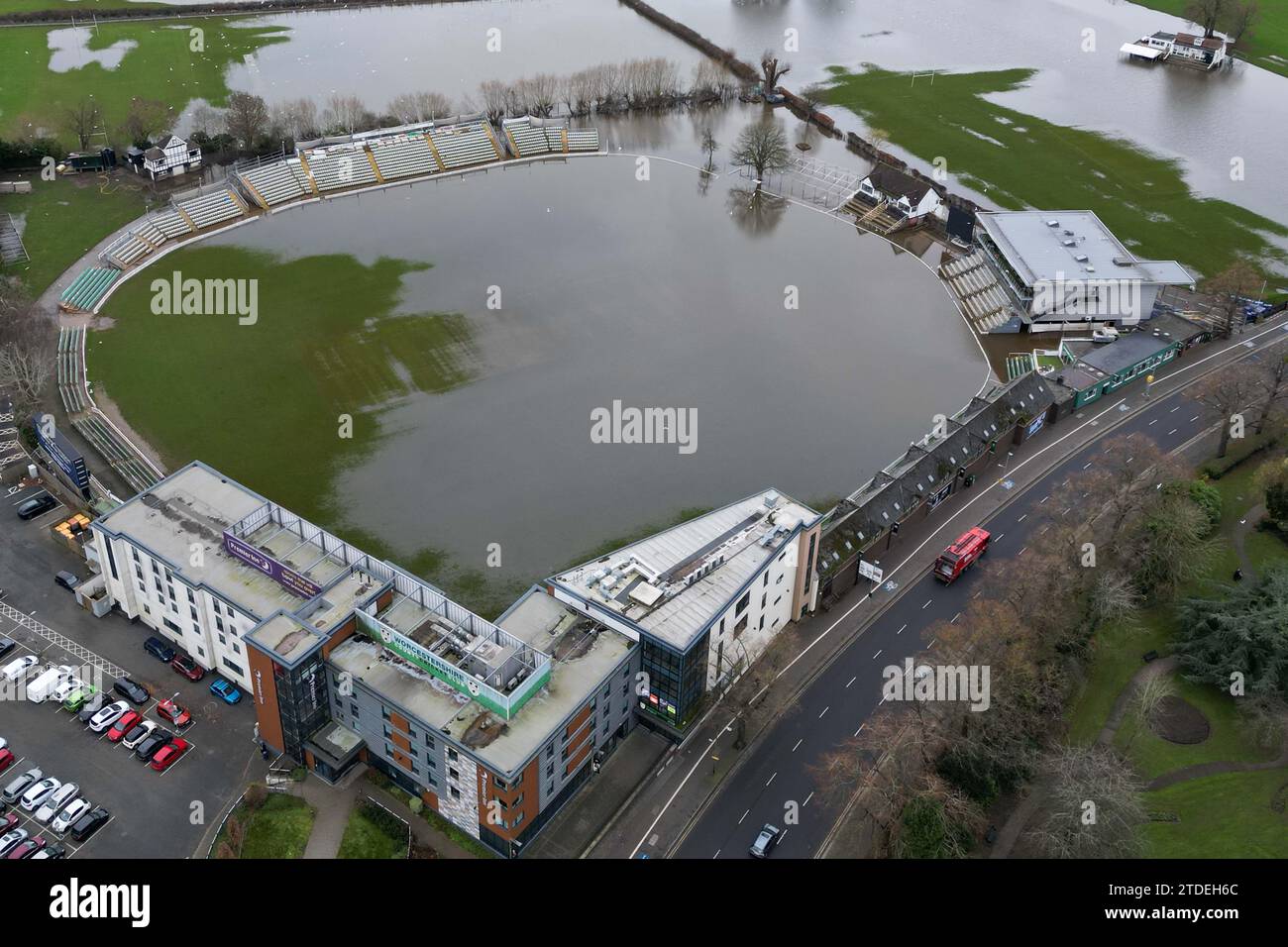 Die Überschwemmungen in der New Road, dem Heimstadion des ...