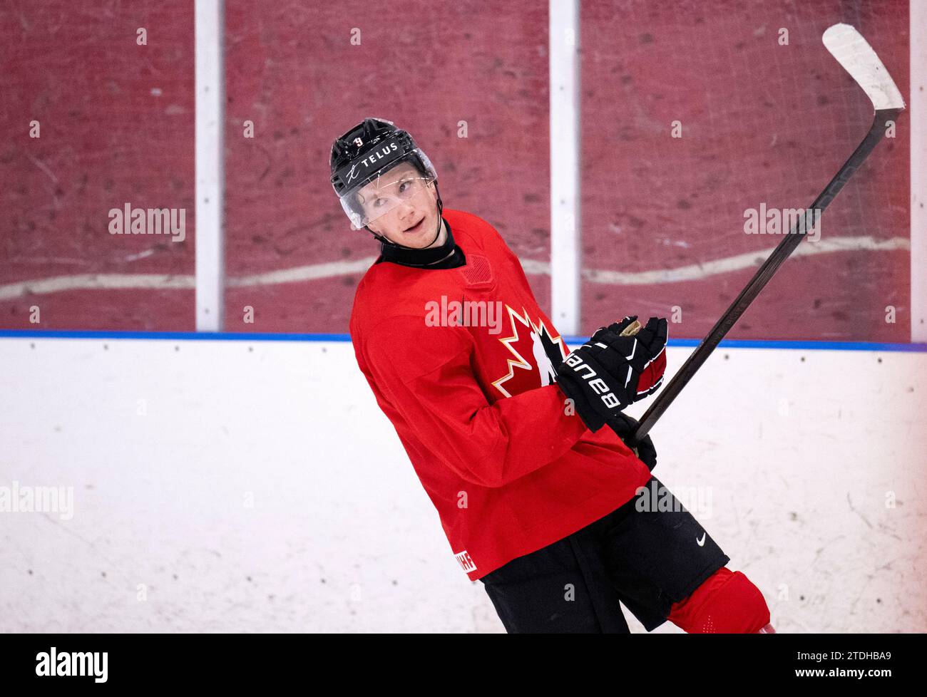 Nate Danielson (9), als Kanadas Team am 18. Dezember 2023 in der ...