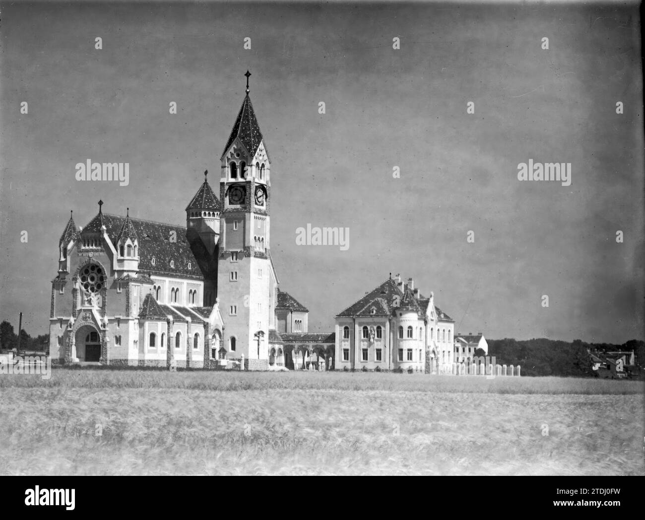 09/30/1909. Die neue Rosenkranzkirche in Hetzendorf. Das prächtige ...
