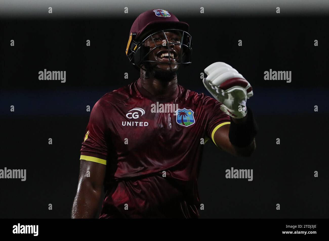 Matthew Forde of West Indies feiert fater den dritten Sieg des CG ...