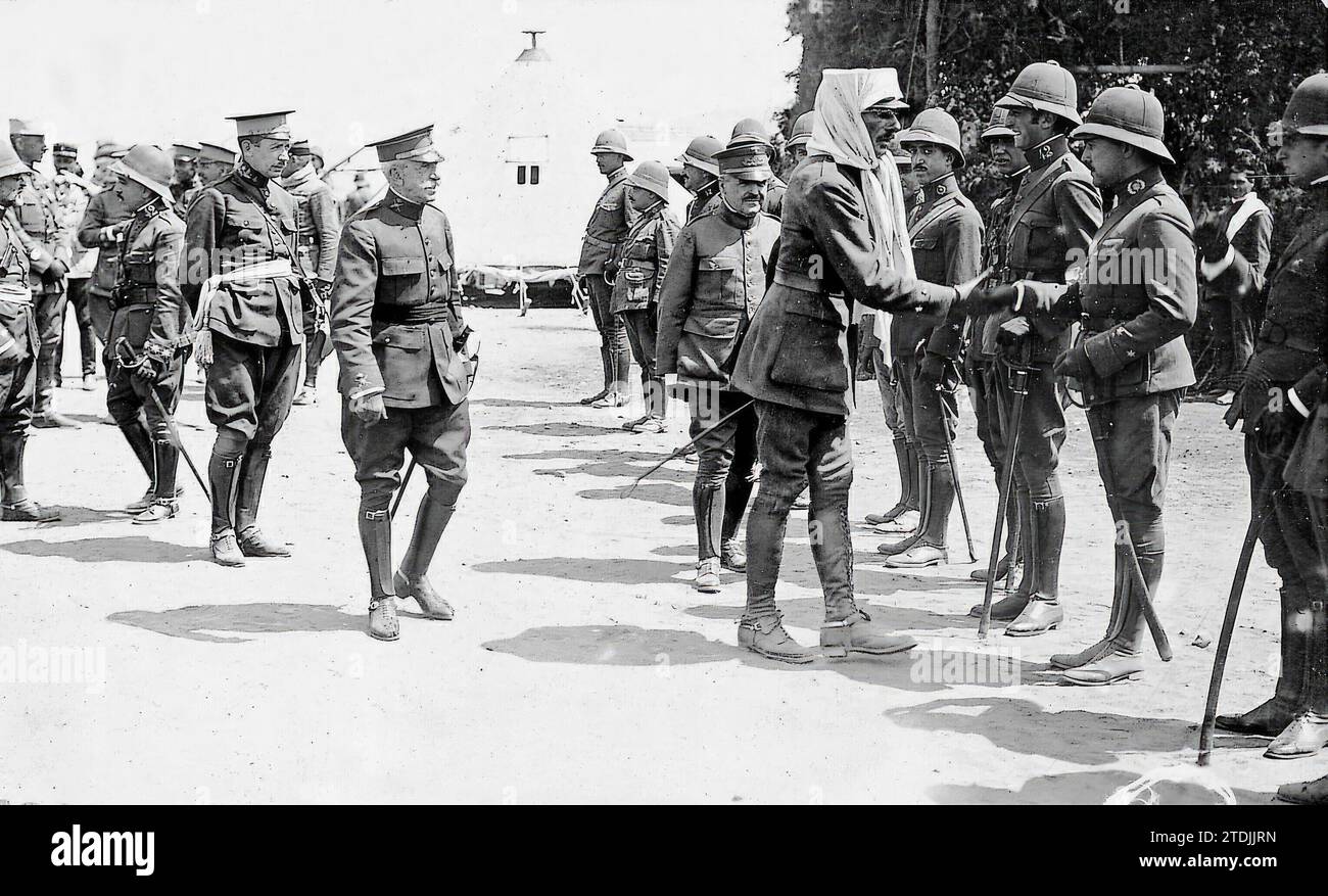 07/23/1919. Melilla - der französische General Aubert besucht General ...