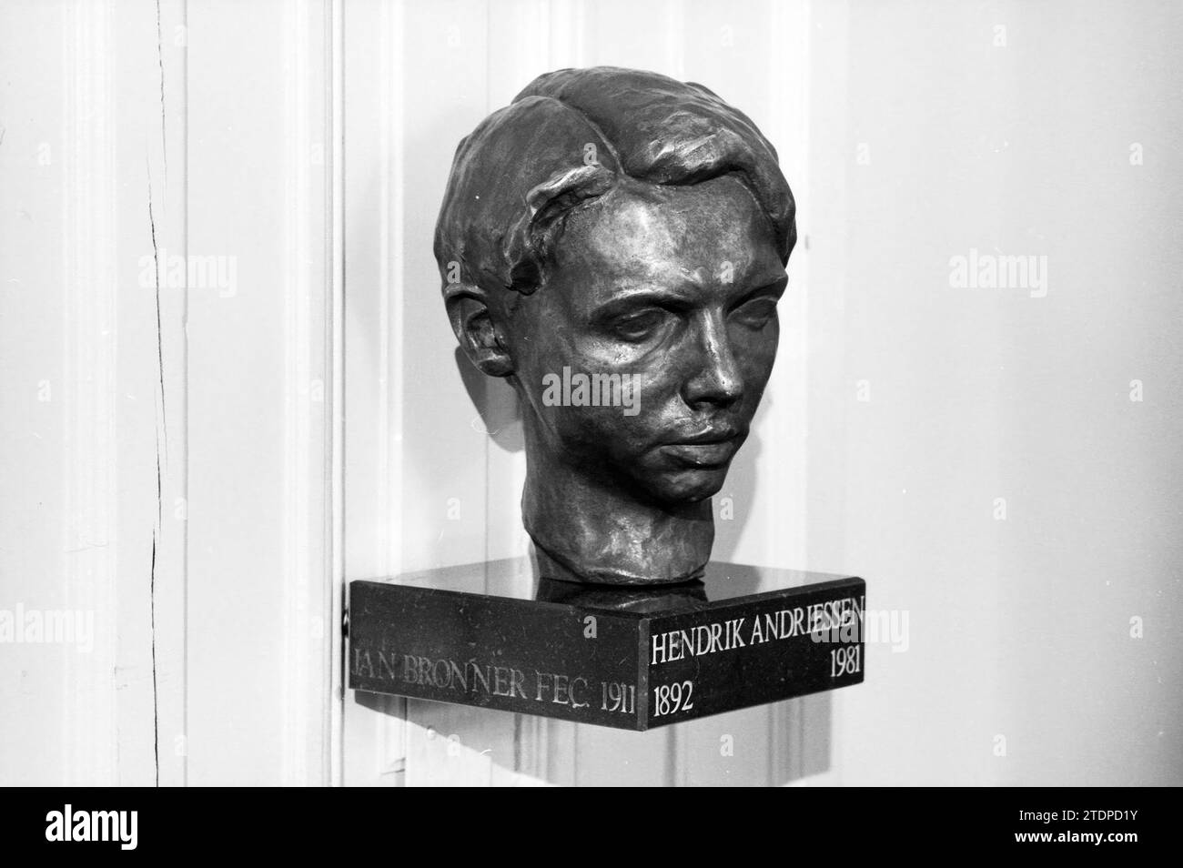 Skulptur hendrik andriessen -Fotos und -Bildmaterial in hoher Auflösung ...