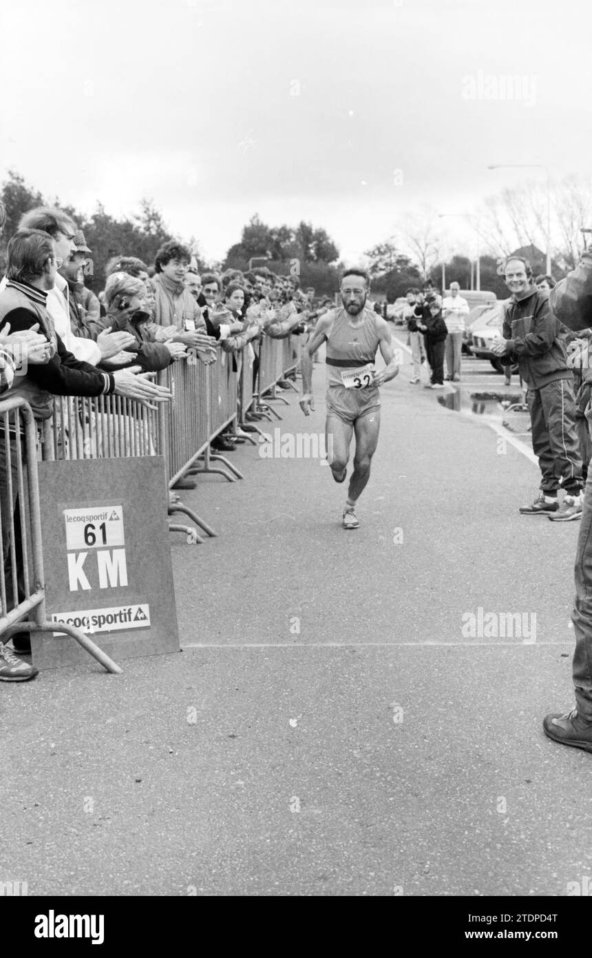 Finalist performance run henk van de hoek -Fotos und -Bildmaterial in ...
