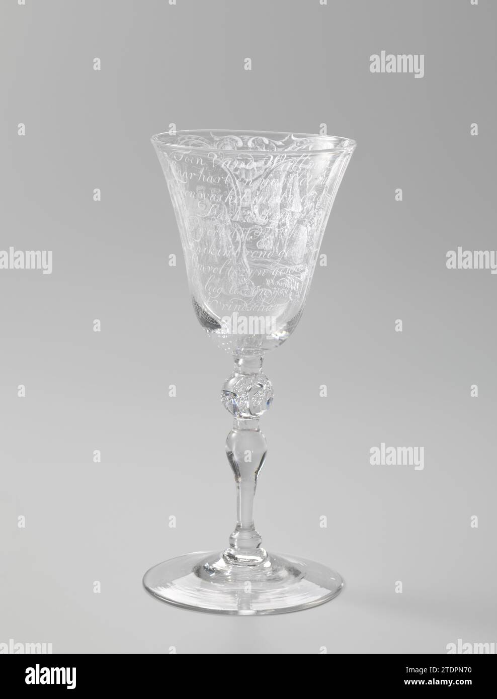 Elisabeth van de wall kelch -Fotos und -Bildmaterial in hoher Auflösung ...