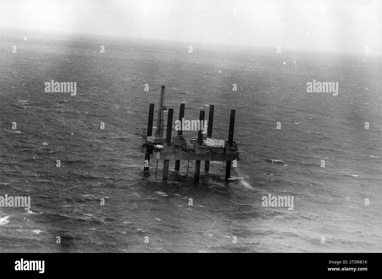 North Sea Drilling Platform, N.A.M., 20-08-1982, Whizgle News from the ...