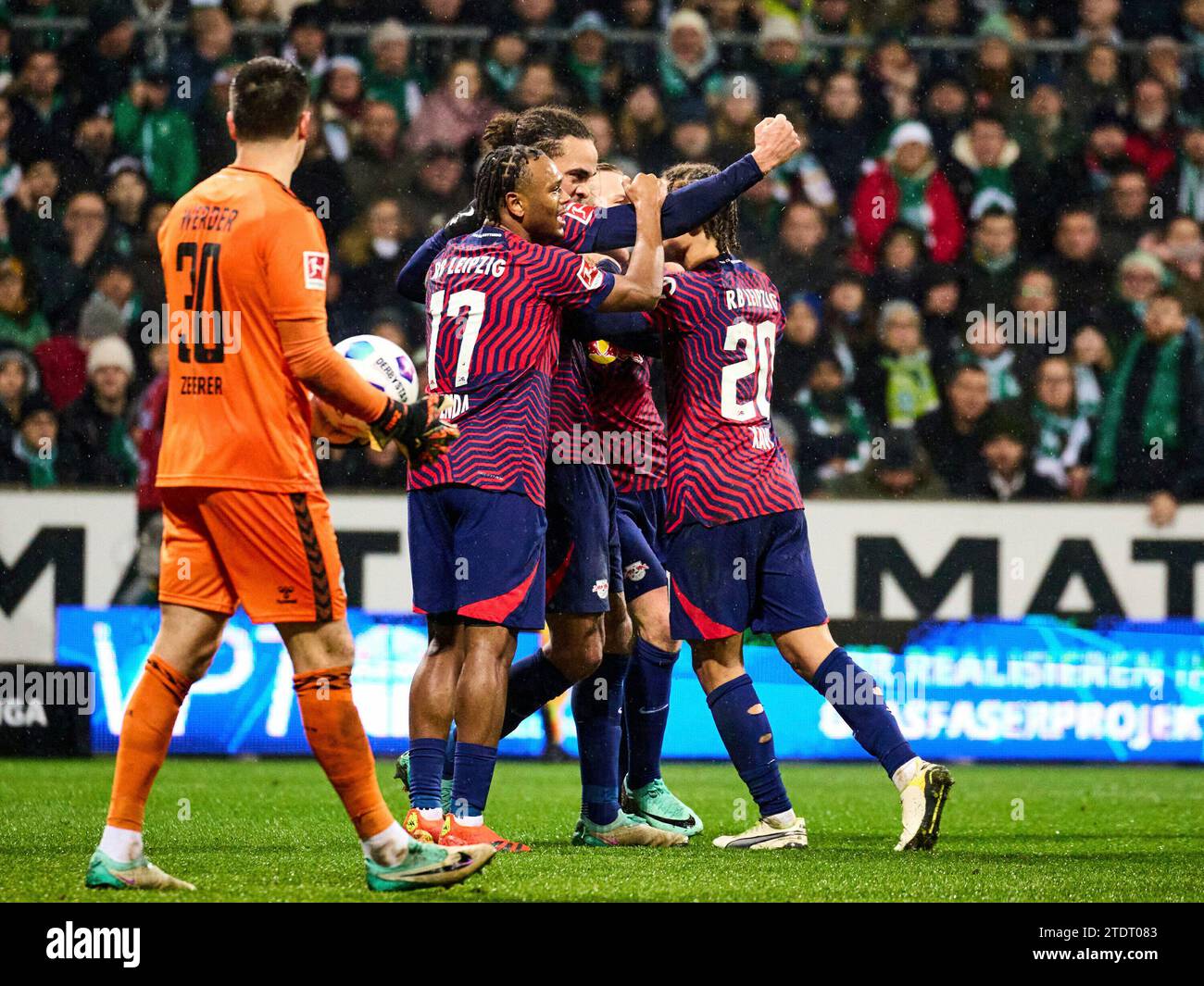 Bremen, Deutschland. Dezember 2023. Leider zu frueh gefreut, das Tor ...