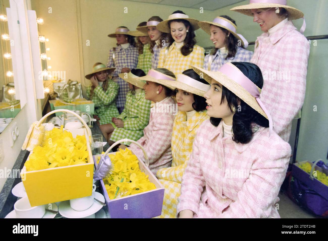 Präsentation Haarlem Flower Girls, 20-03-1997, Whizgle News from the ...