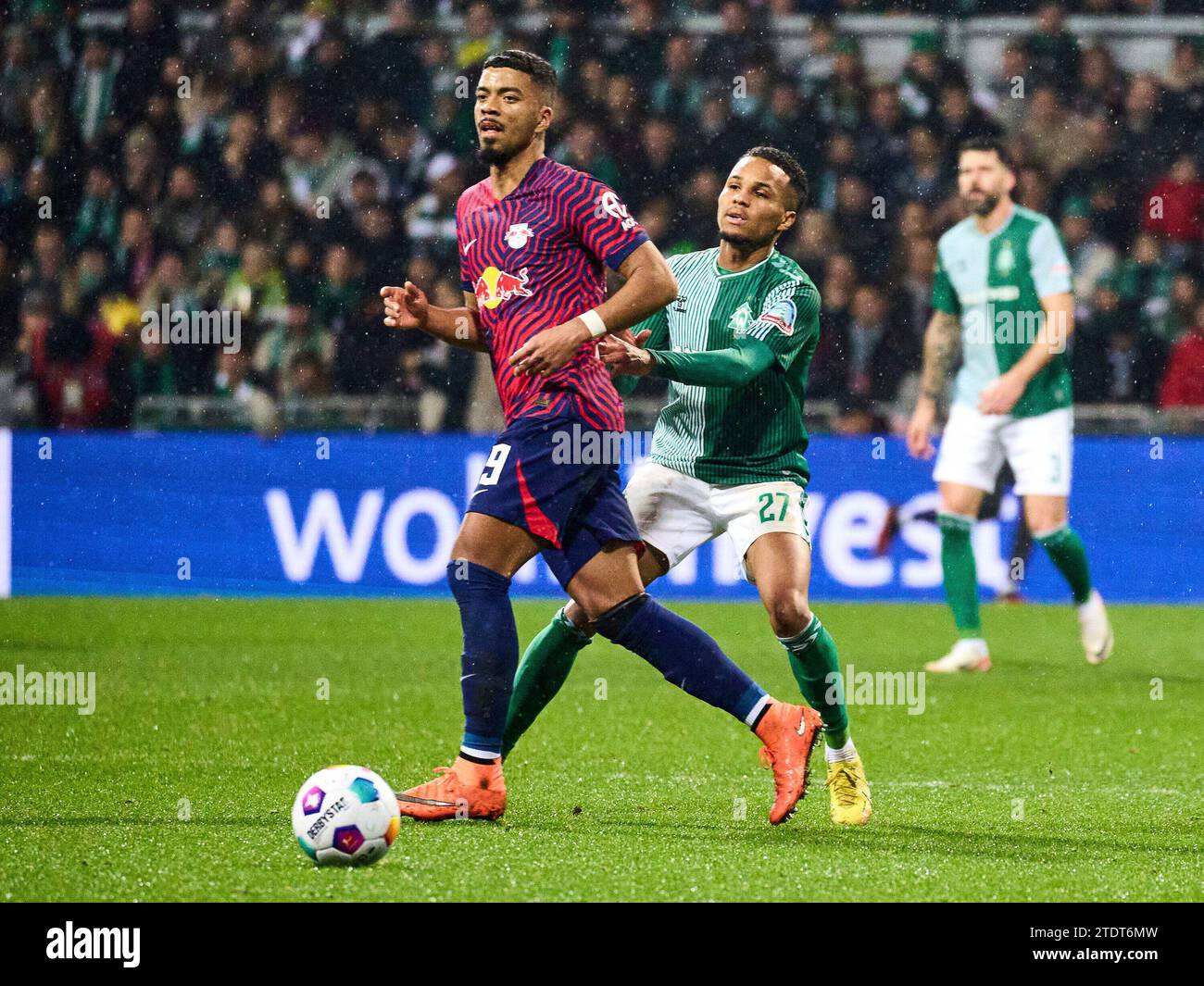 Bremen, Deutschland. Dezember 2023. Benjamin Henrichs (RB Leipzig, #39 ...