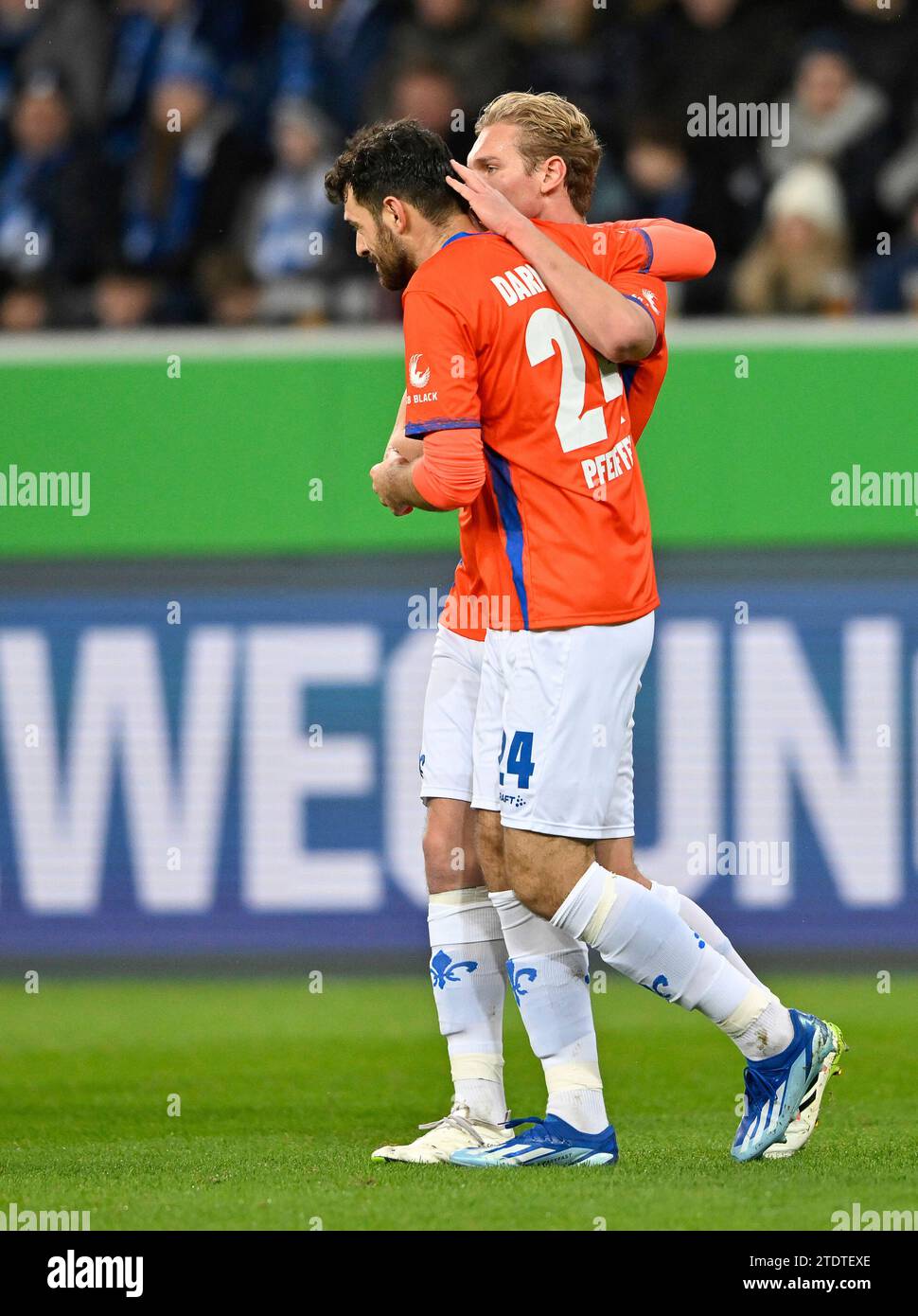 Sinsheim, Deutschland. Dezember 2023. TOR zum 1:1 Luca Pfeiffer SV ...