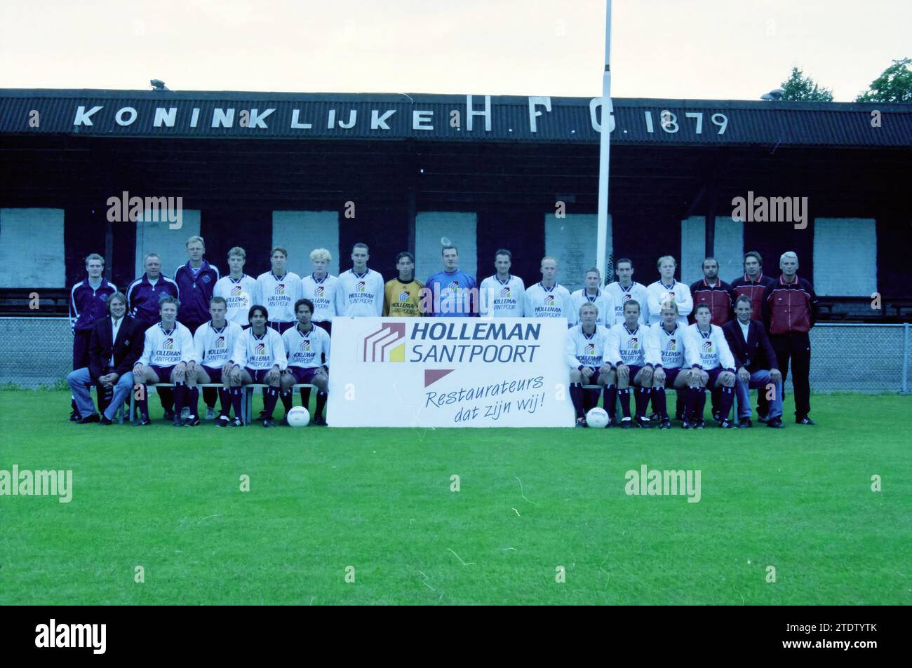 Team royal hfc -Fotos und -Bildmaterial in hoher Auflösung – Alamy