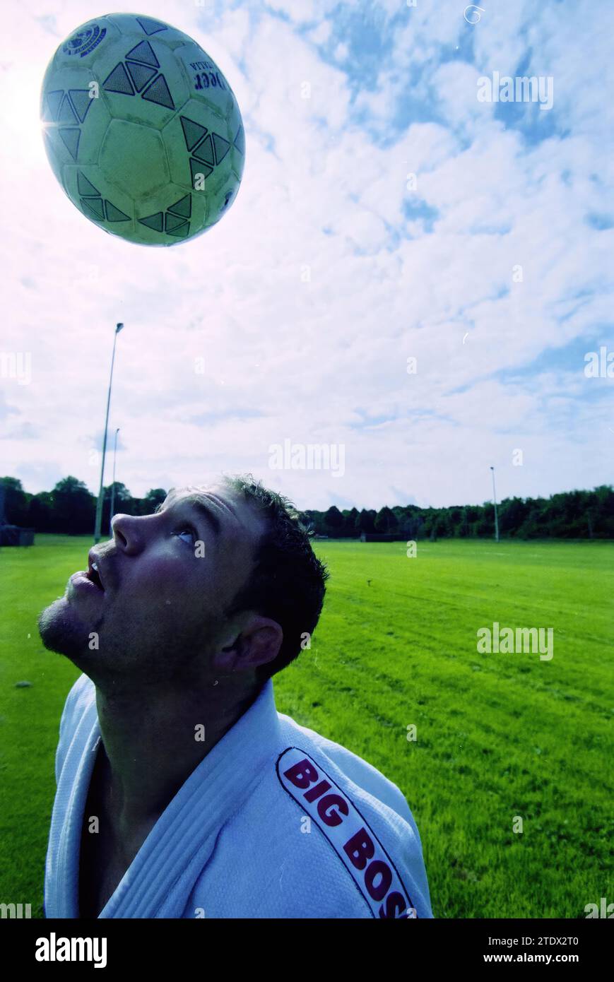 Marten Arens, Bloemendaal, Bloemendaal, 10-08-2000, Whizgle News from ...
