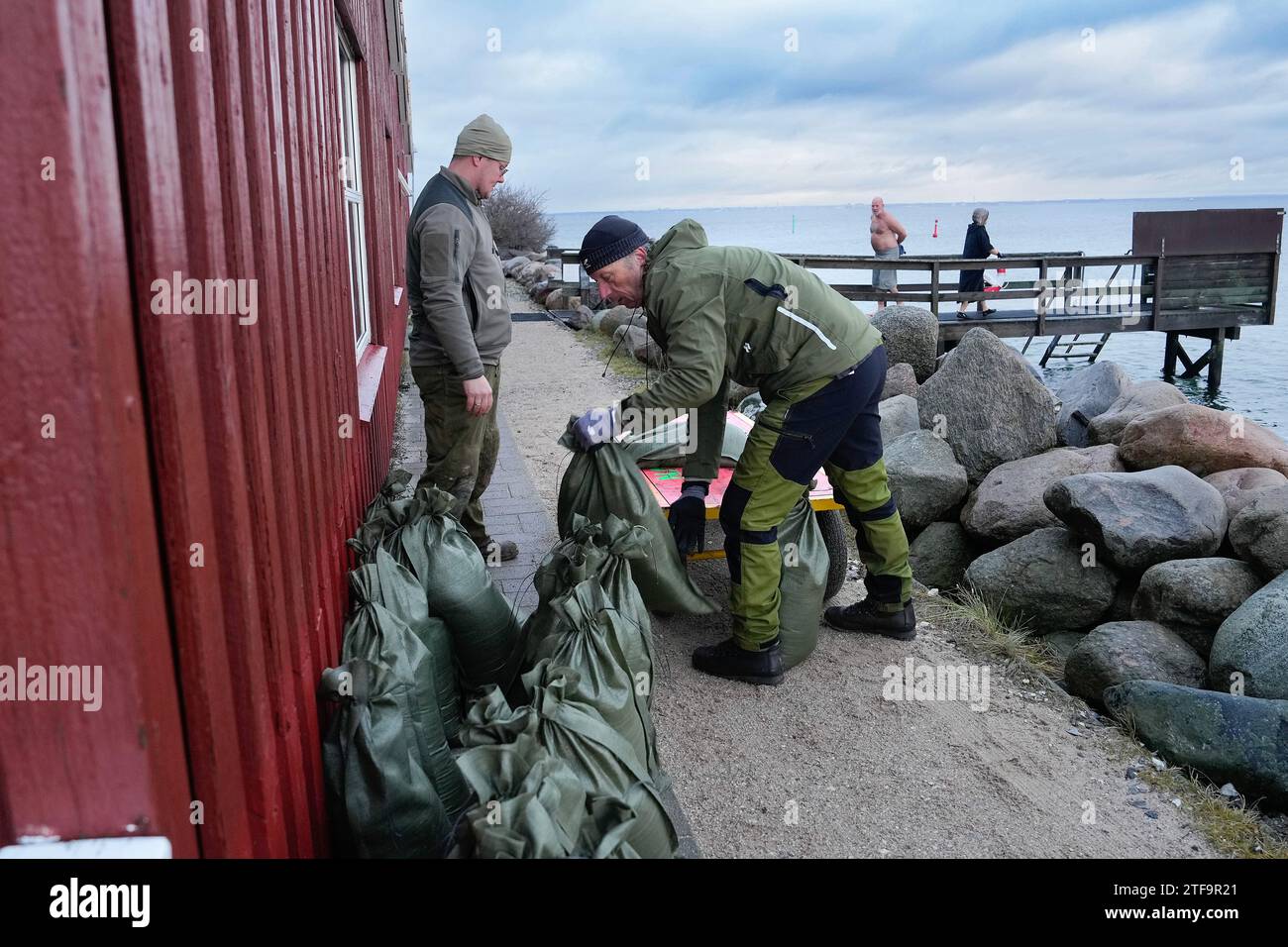 Stormen pia er pa vej -Fotos und -Bildmaterial in hoher Auflösung – Alamy