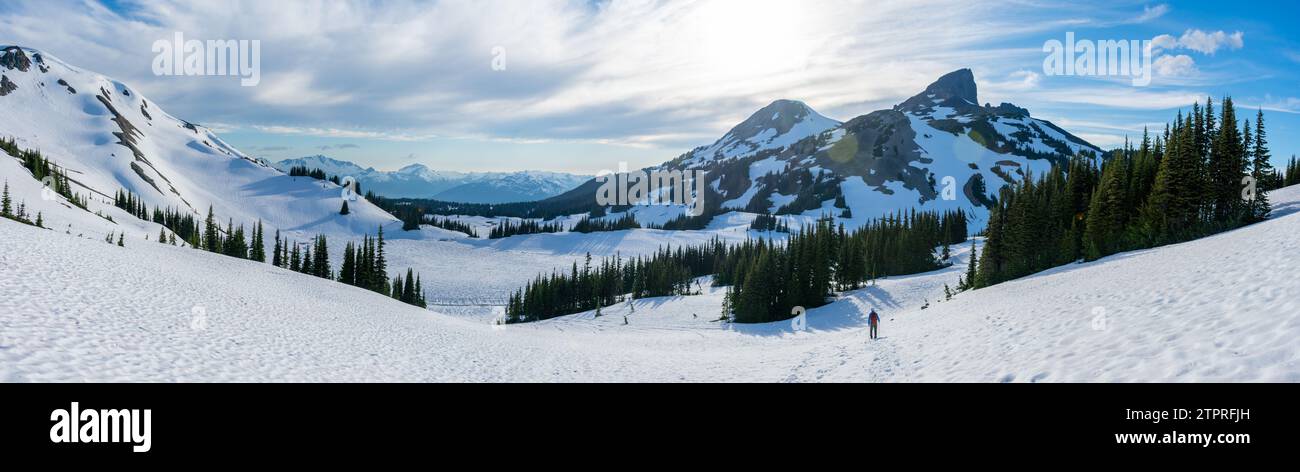 Der weitläufige Panorama Ridge Trail erstreckt sich unter dem berühmten ...