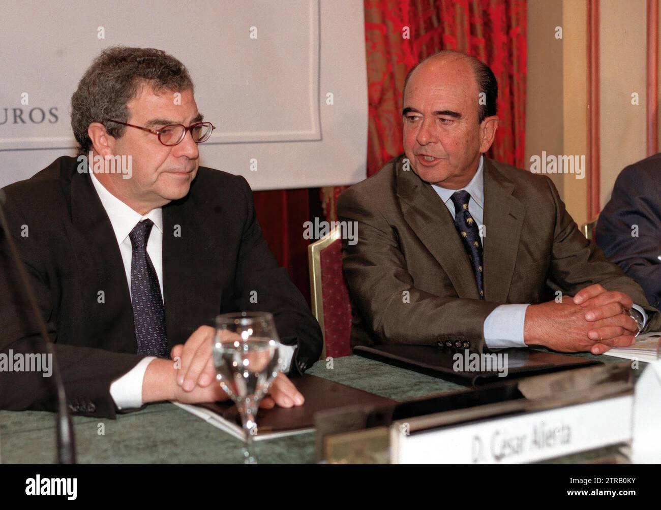 09/27/2000. Emilio Botín und Cesar Alierta. Quelle: Album/Archivo ABC ...