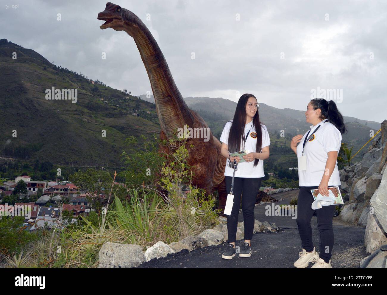 PAUTE-PARQUE JURASICO Cuenca,Ecuador 20 de diciembre de 2023 Paute ...