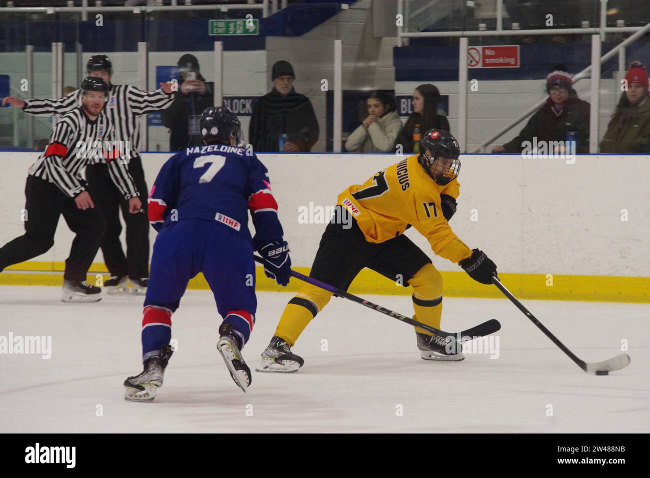 Dumfries, 12. Dezember 2023. Simas Ignatavicius spielte für Litauen und ...