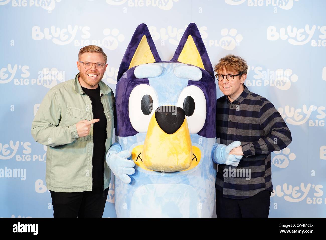 Rob Beckett und Josh Widdicombe nehmen an einer Galavorstellung von ...