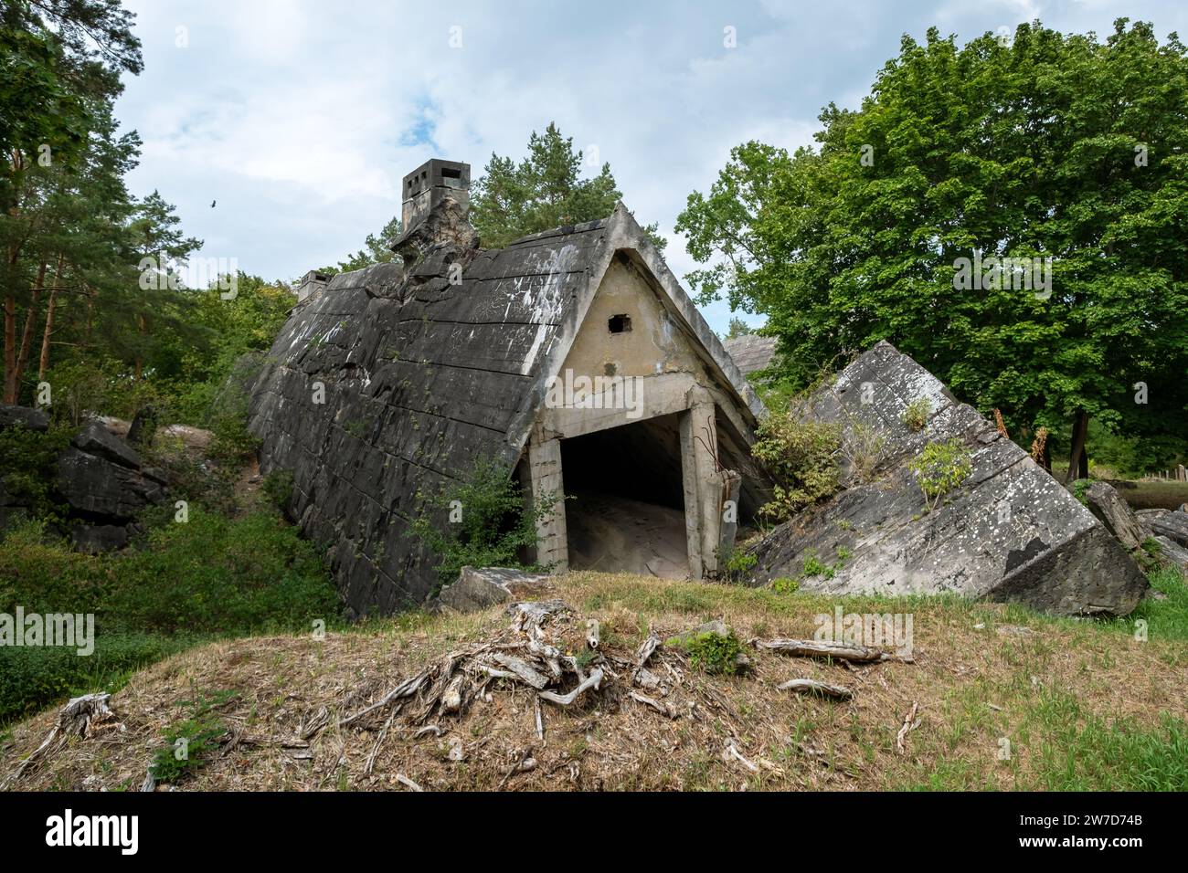 Bunkersiedlung maybach 1 -Fotos und -Bildmaterial in hoher Auflösung ...