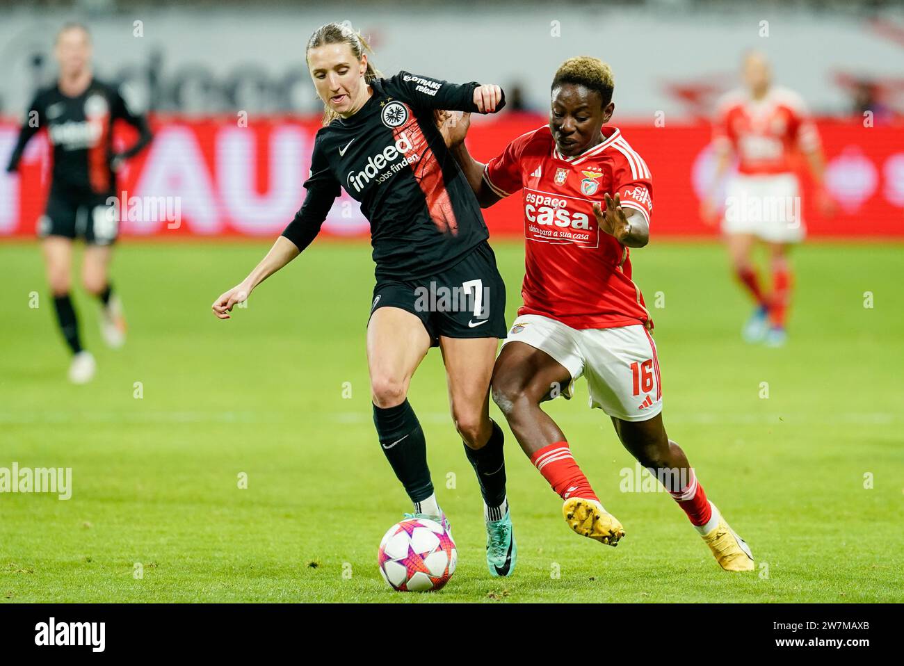 21. Dezember 2023, Hessen, Frankfurt/Main: Fußball, Frauen: Champions League, Eintracht ...