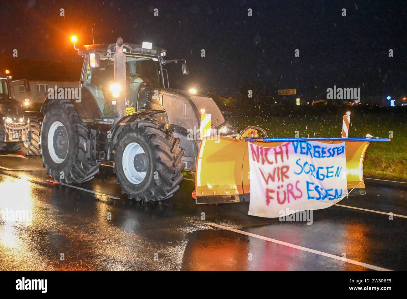 Grimma - Bauern sperren sachsenweit Auffahrten zur Autobahn: Protest ...