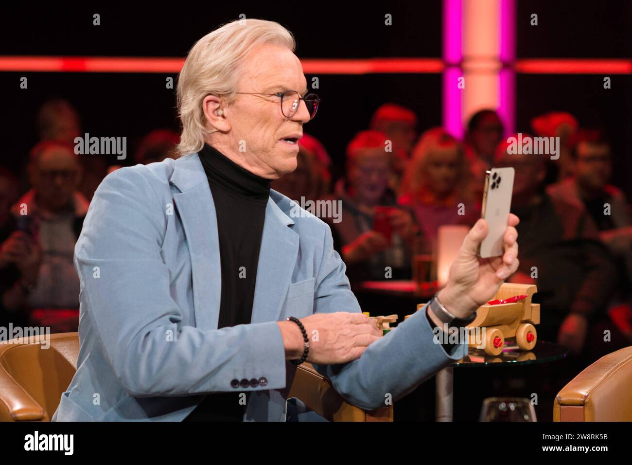 MDR - Flussboot. Moderator Wolfgang Lippert anläßlich der Aufzeichnung ...