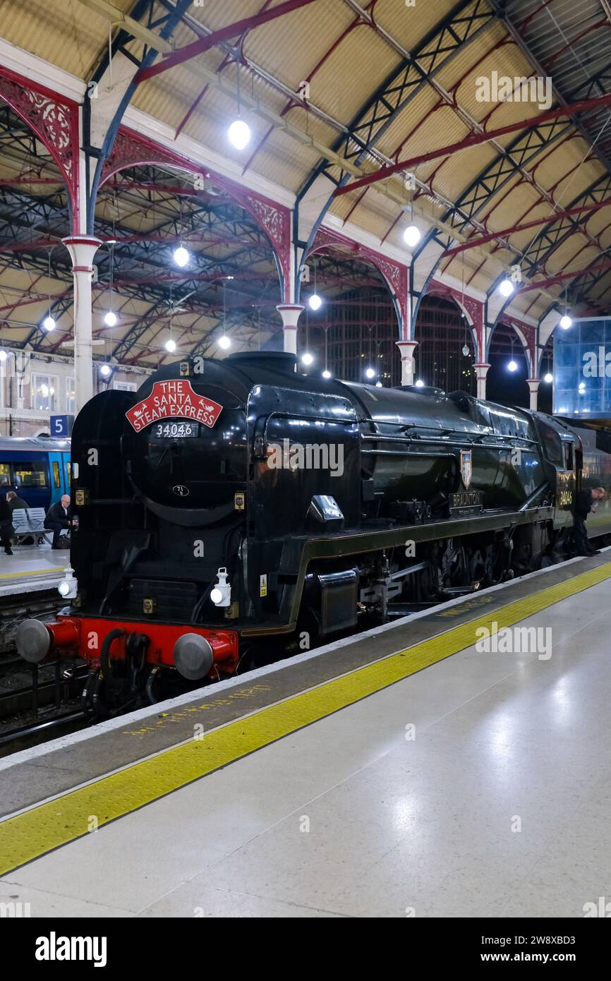 Viajes festivos a londres -Fotos und -Bildmaterial in hoher Auflösung ...