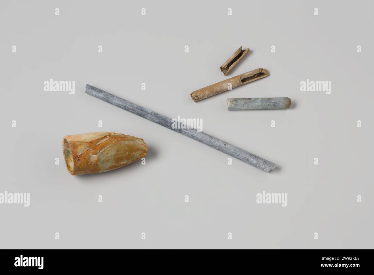 Auszug aus einem Pfeifenkopf und Rohren aus dem Wrack von t Vliegend ...