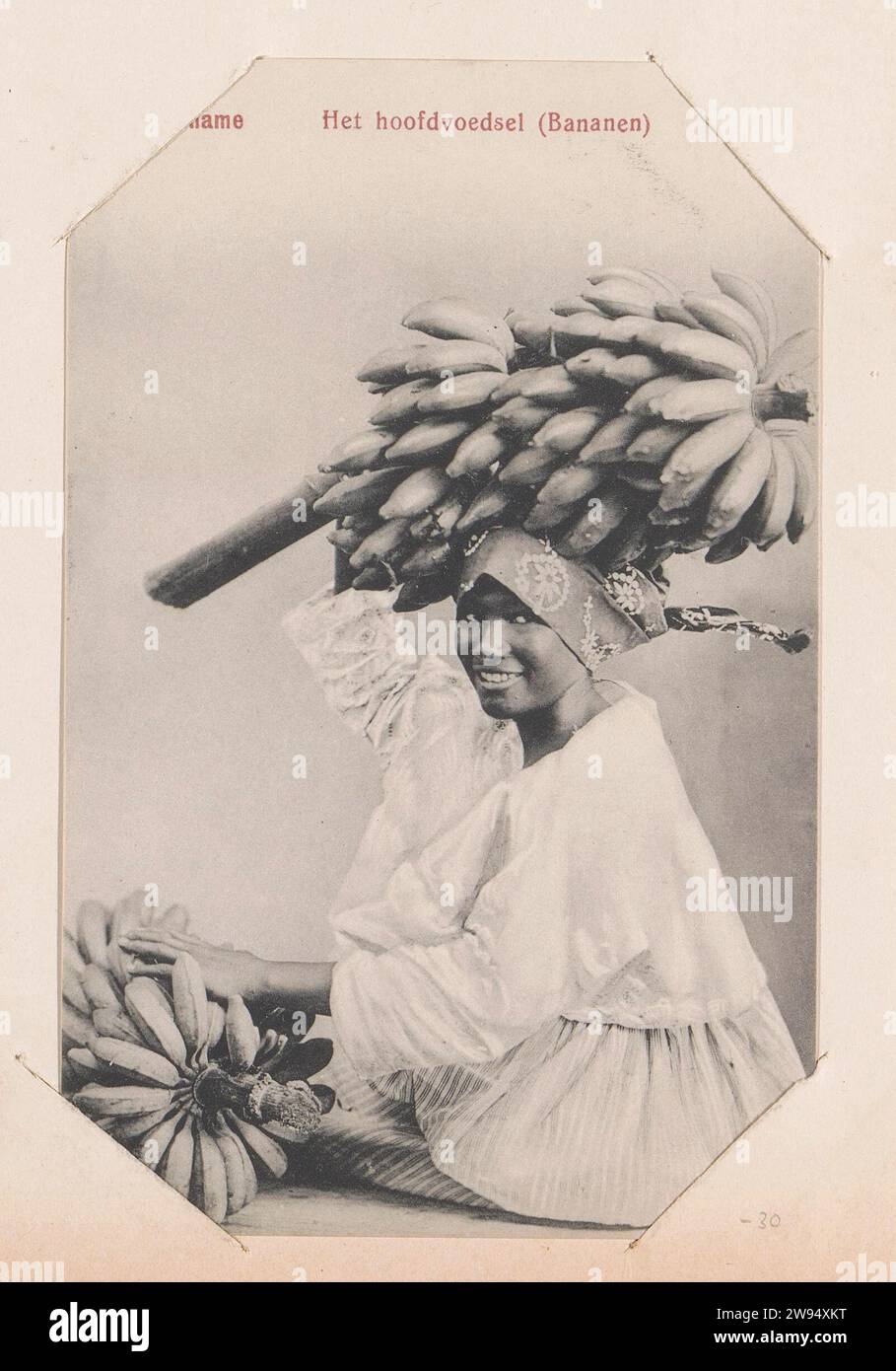 Sitzende Frau mit Bananen, Eugen Klein, 1900 - 1910 sitzende Suriname ...
