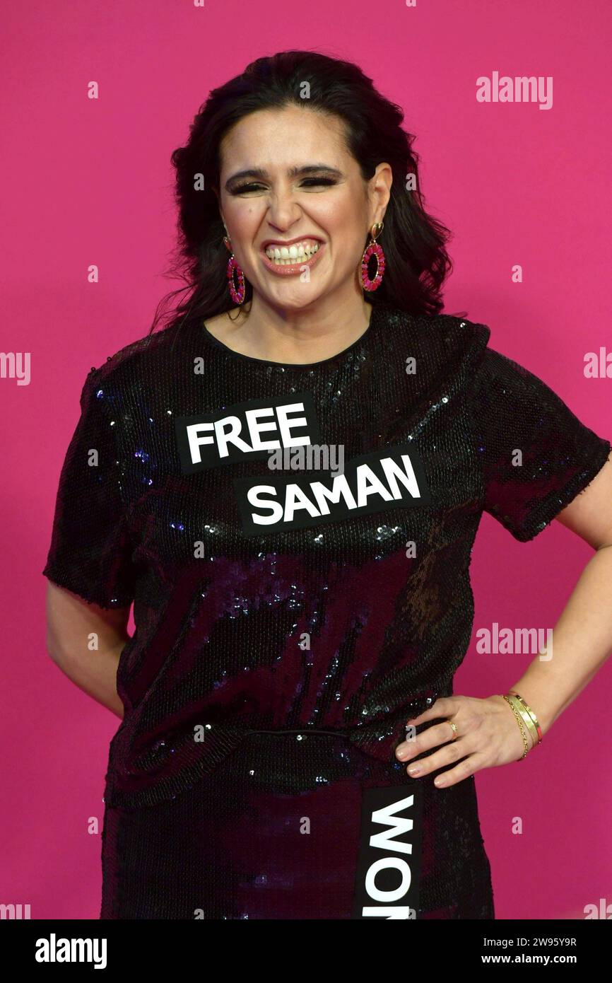 Donya Farahani Moderatorin 11/23 bis Donya Farahani bei der 1Live Krone ...