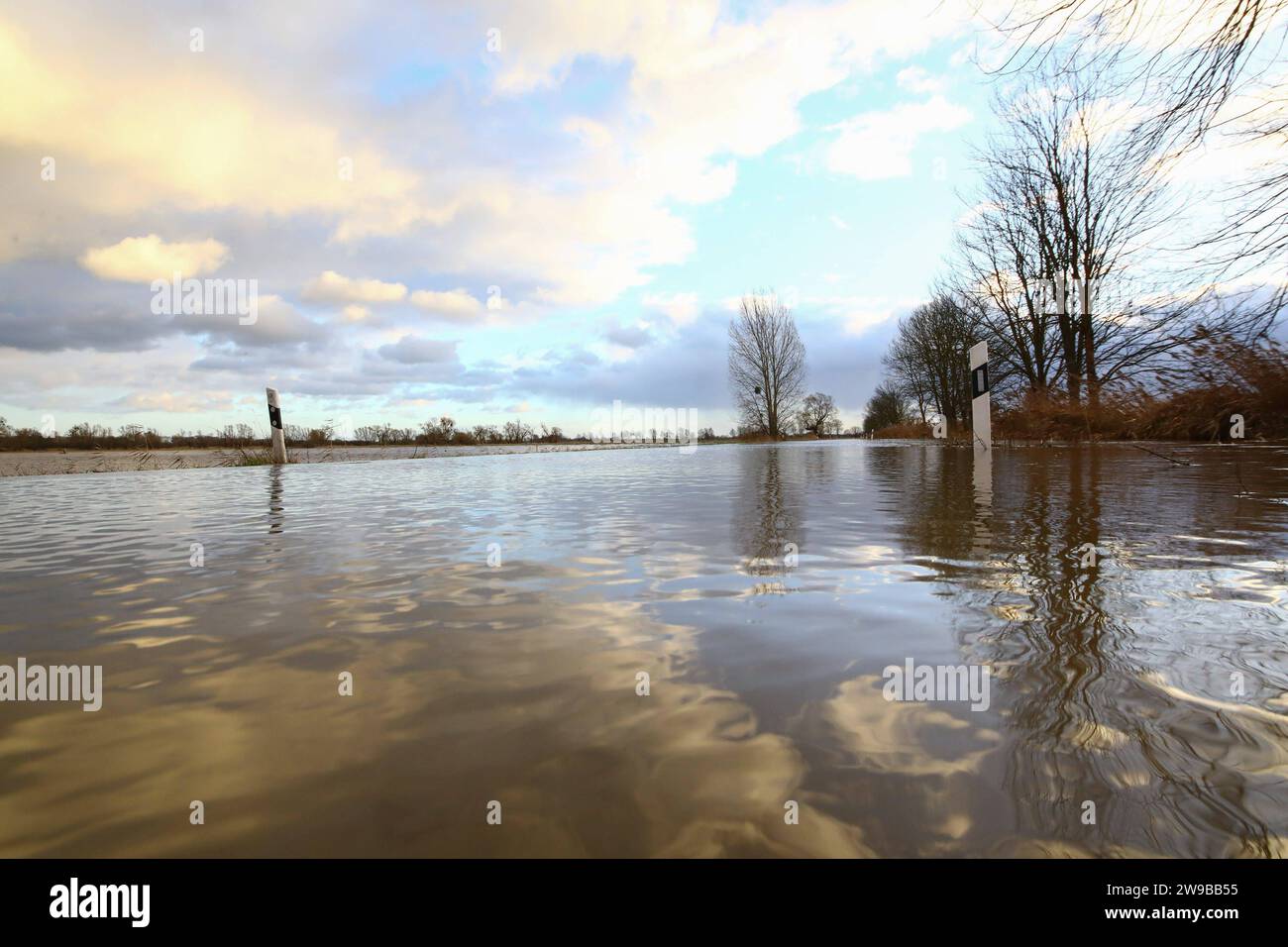 Spannende Landkreis Gifhorn Hochwasser Fotos