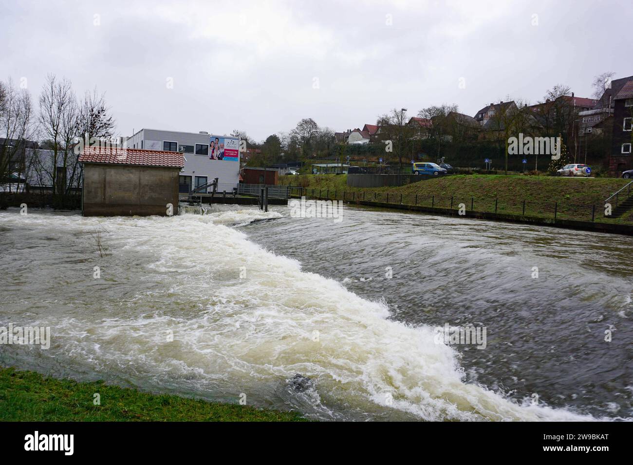 Frankenberg - Eder, Deutschland 25. Dezember 2023: Wehr an der Eder bei ...