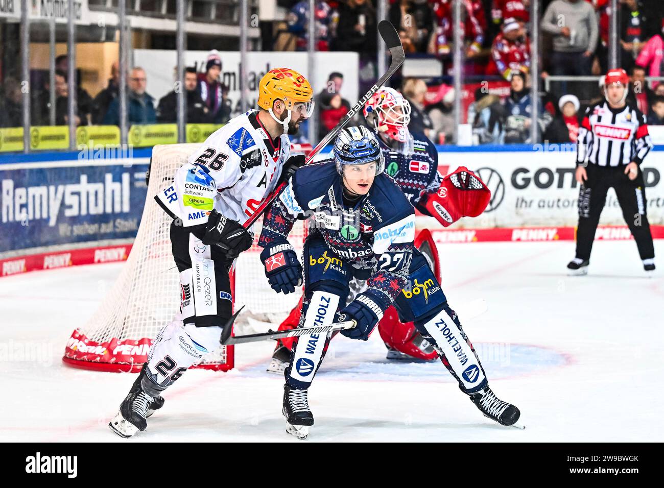 Dominik uher fischtown pinguine bremerhaven -Fotos und -Bildmaterial in ...