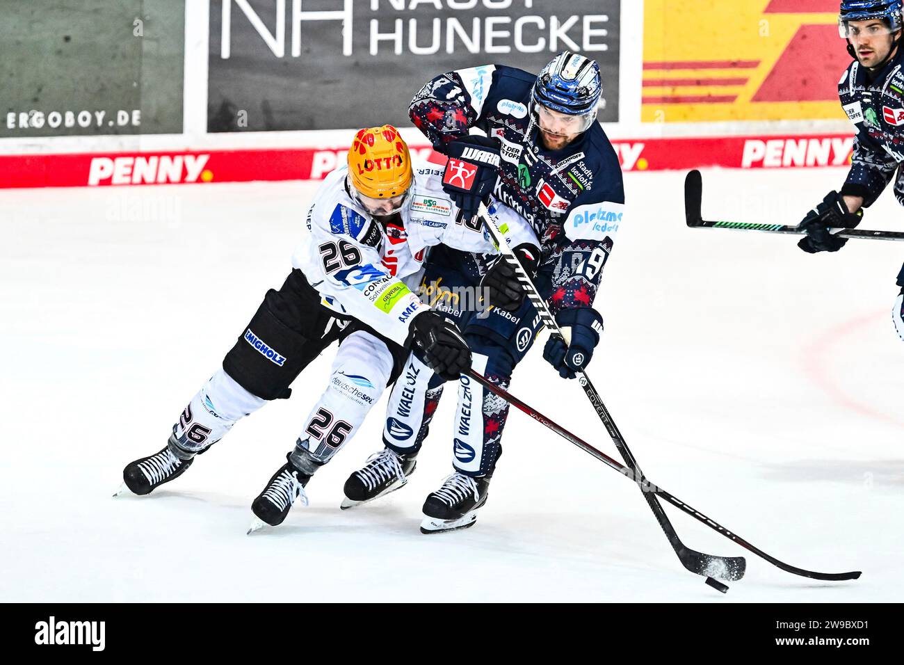 Dominik uher fischtown pinguine bremerhaven -Fotos und -Bildmaterial in ...
