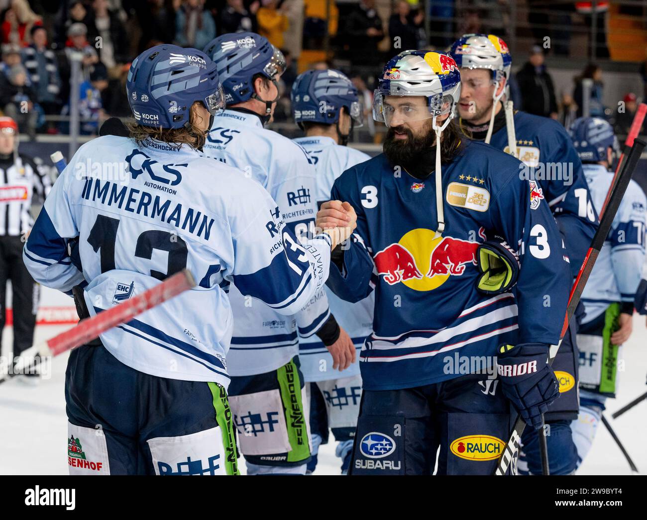 München, Deutschland. Dezember 2023. Shakehands zwischen Mario ...