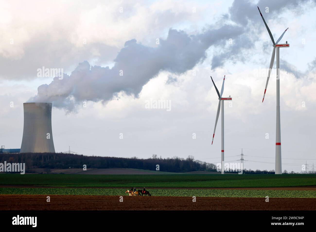 Impression vom RWE-Kraftwerk Bergheim Niederaußem. Das Kohlekraftwerk ...