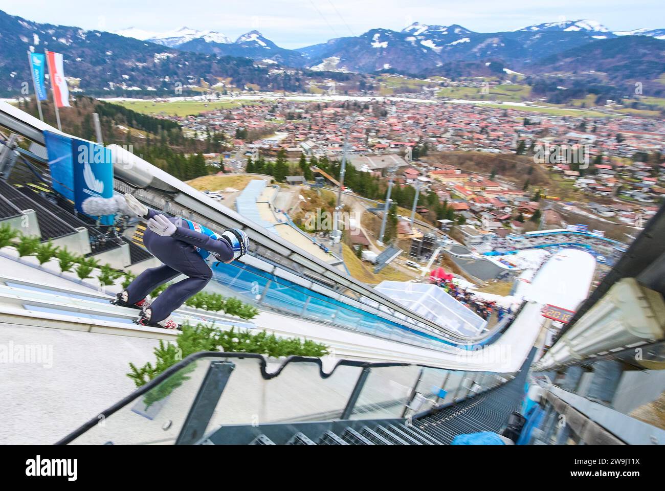 Wellinger andreas ger in der anlaufspur -Fotos und -Bildmaterial in ...